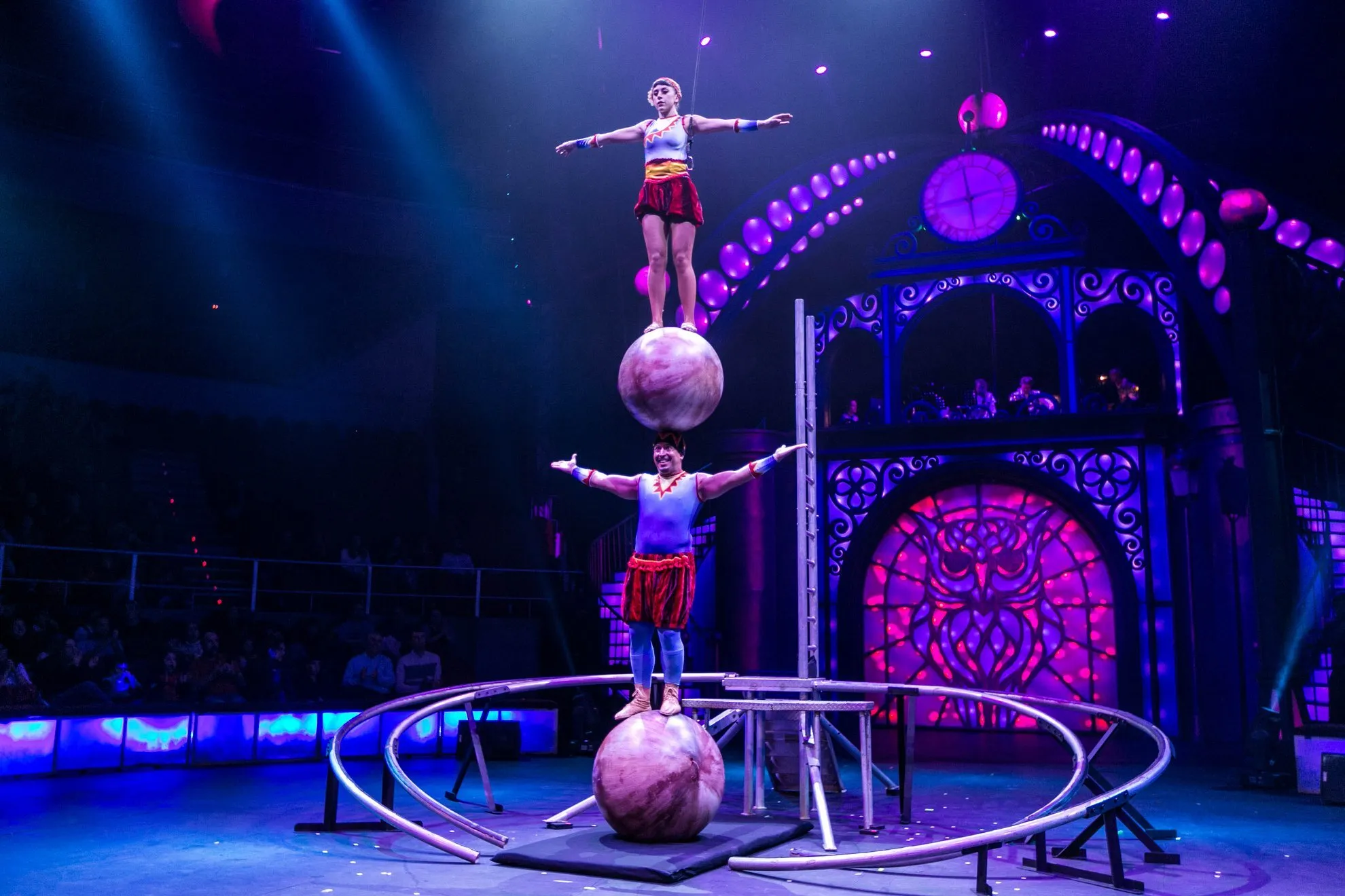 La Navidad se hace presente en el Teatro Circo Price con un nuevo show ...