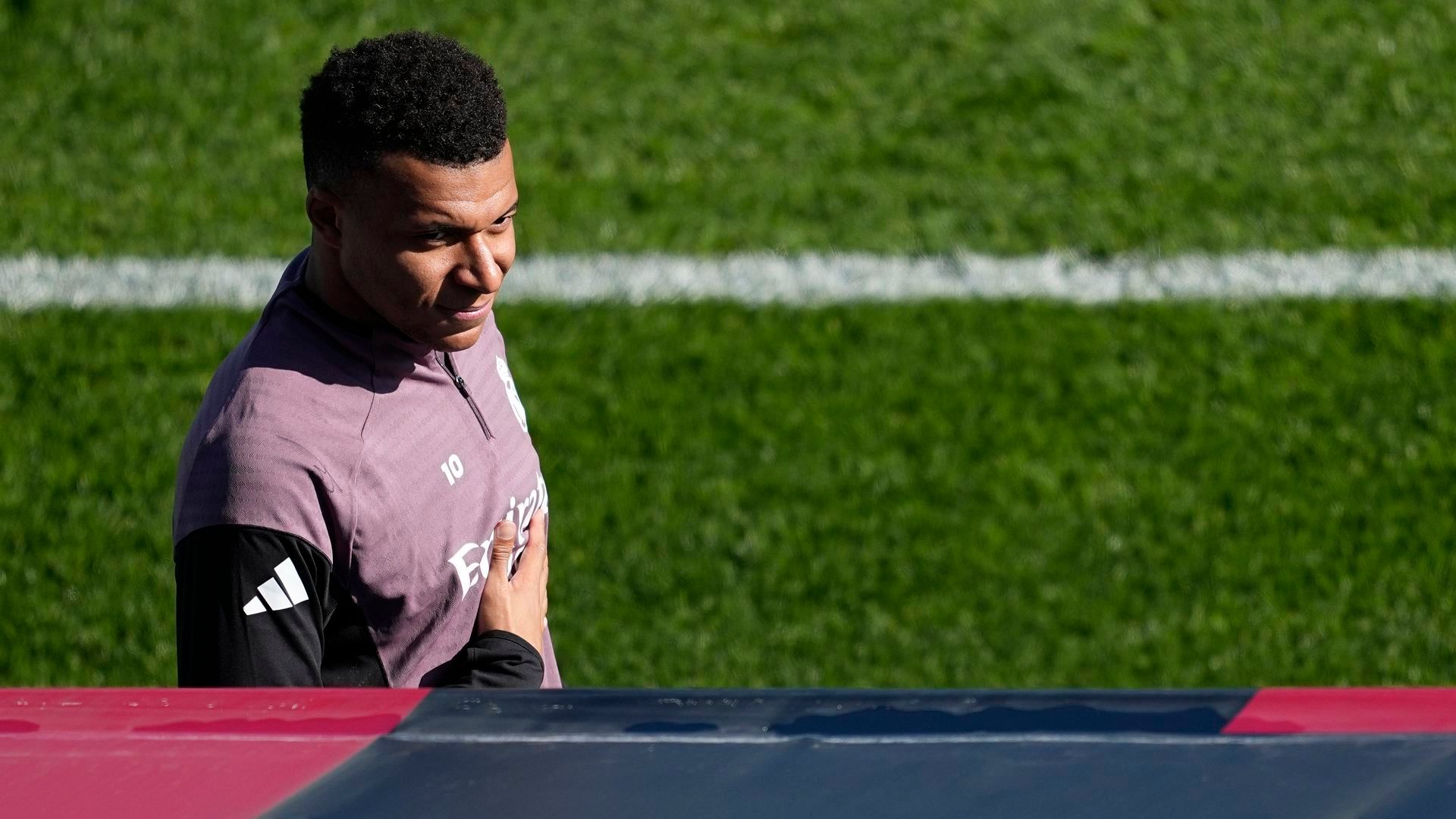 Kylian Mbappé, fuera de una posible final de la Supercopa de España ...